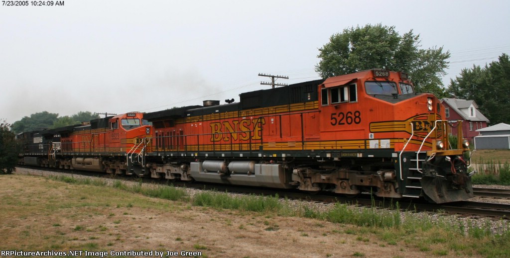 BNSF 5268